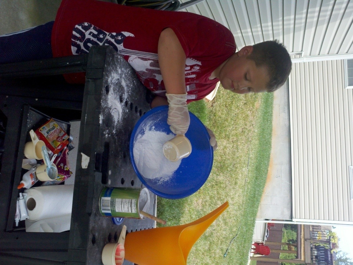 Summer Fun: Making Bloop | ThriftyFun