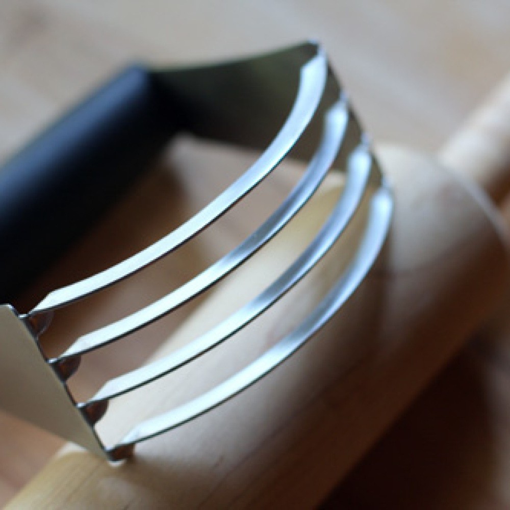 Pastry Cutter For Chopping Fruit | ThriftyFun