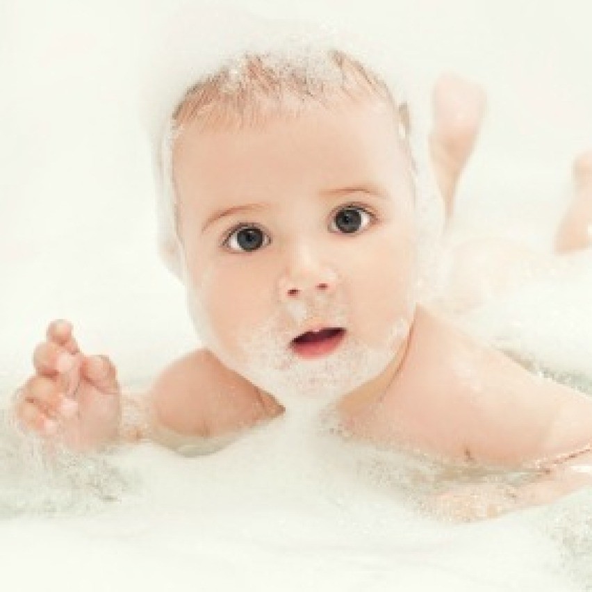 Giving a Baby a Bath | ThriftyFun