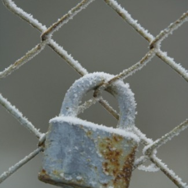Keeping Metal Padlocks and Clasps From Freezing | ThriftyFun