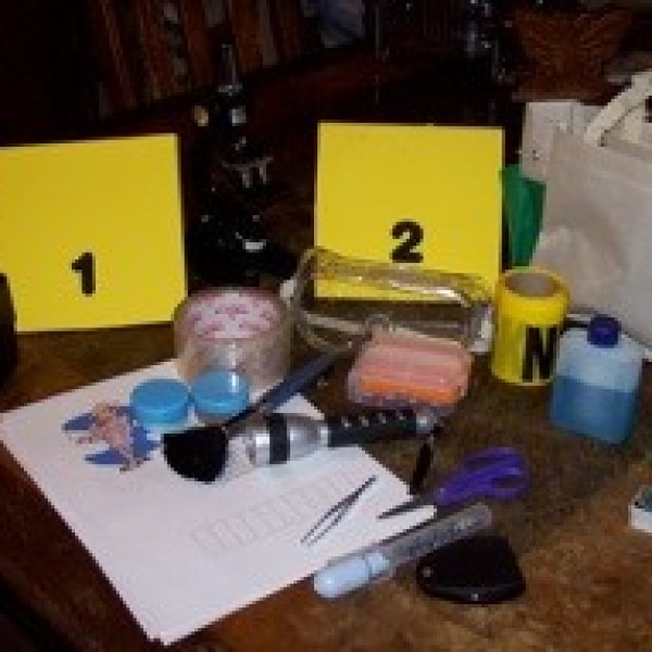 Homemade CSI Kit for that Aspiring CSI | ThriftyFun