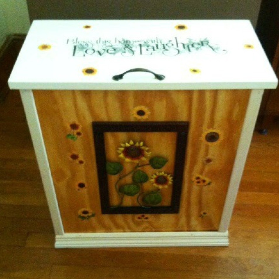 Homemade Trash Bin Crafts | ThriftyFun