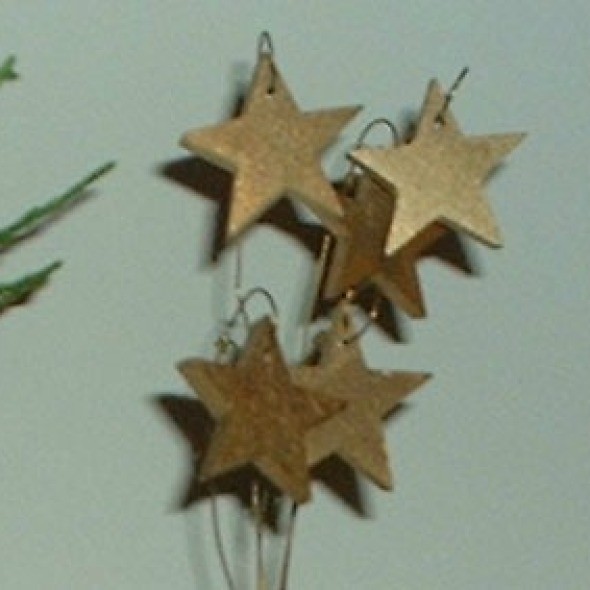 Making a Bouquet of Stars | My Frugal Christmas