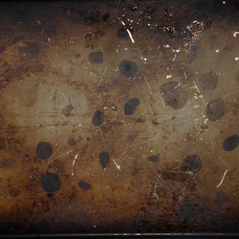 Cleaning Burnt Cookie Sheets? | ThriftyFun