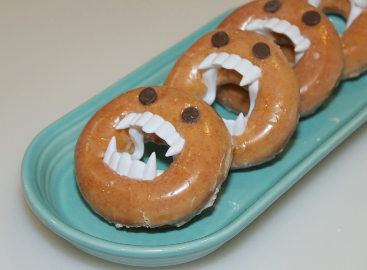 Monster Doughnuts | My Frugal Halloween