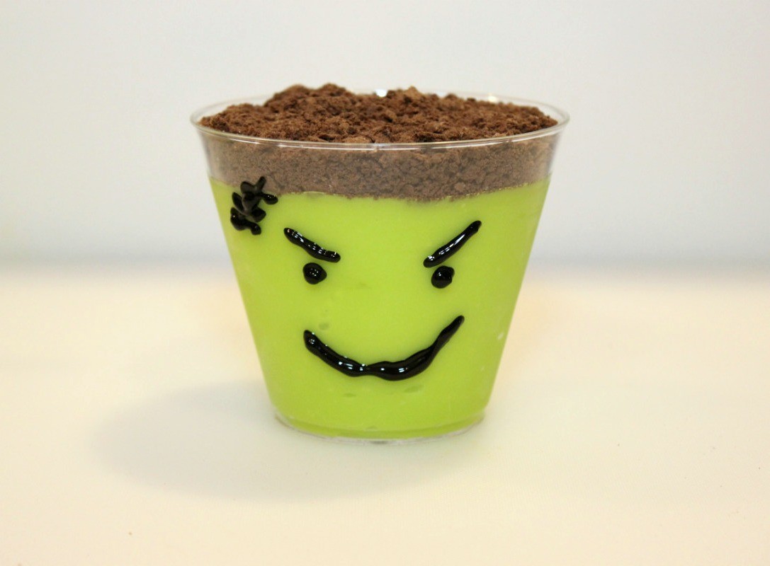 Frankenstein Pudding Cups | My Frugal Halloween
