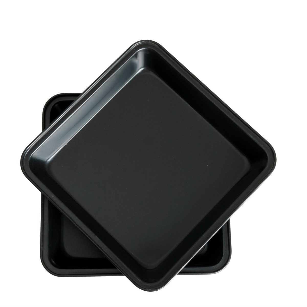 Crafts Made from Recycled Baking Pan Trays | ThriftyFun