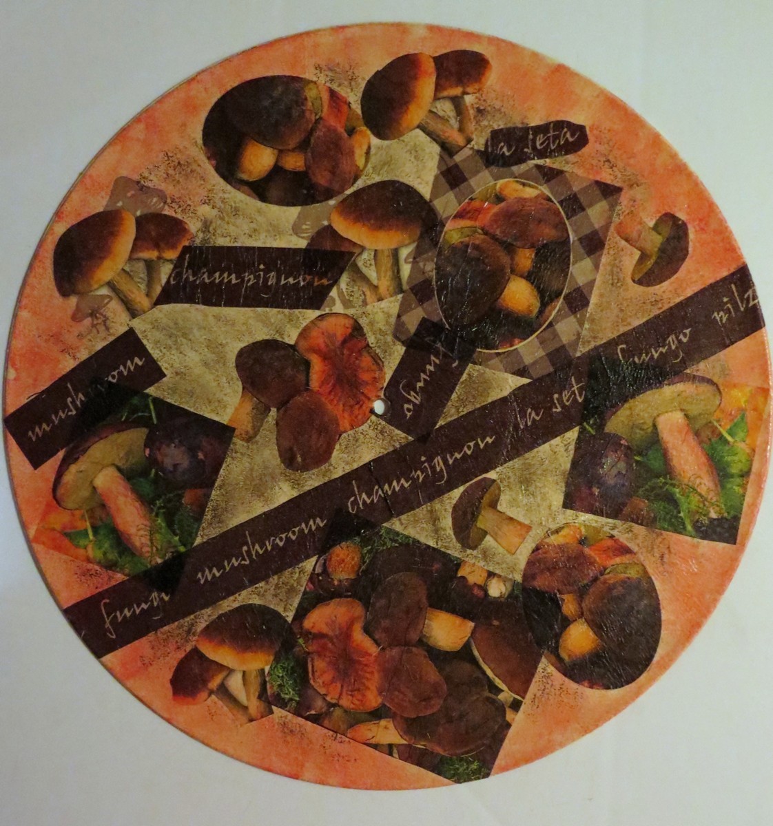 Upcycled Vinyl Record Clock | ThriftyFun