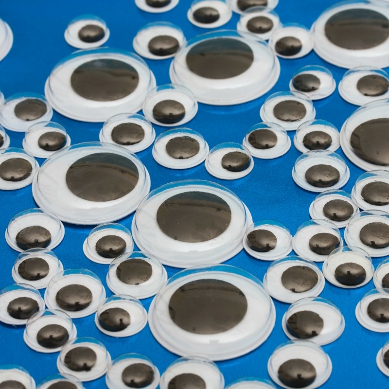 Making Googly Eye Crafts | ThriftyFun