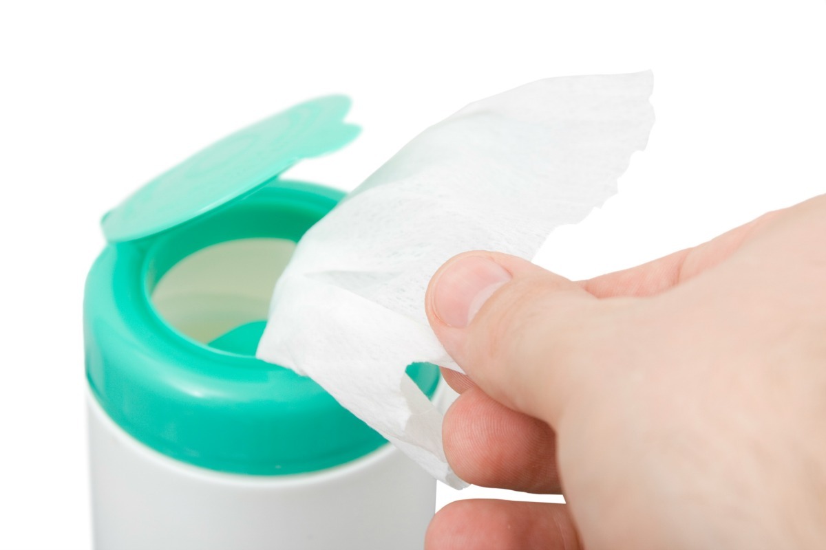 Using Disinfecting Wipes | ThriftyFun