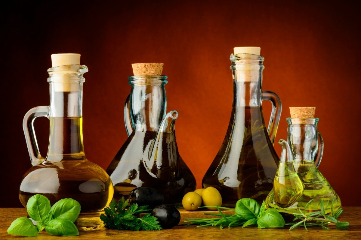 Making Cooking Oils for Gifts | ThriftyFun