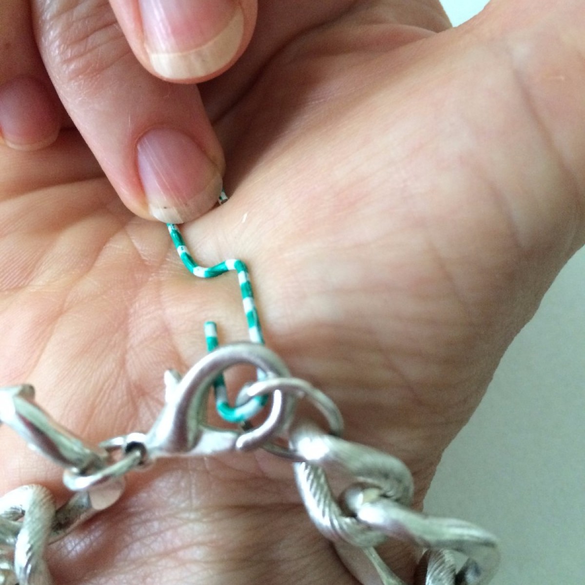 Fastening a Bracelet | ThriftyFun