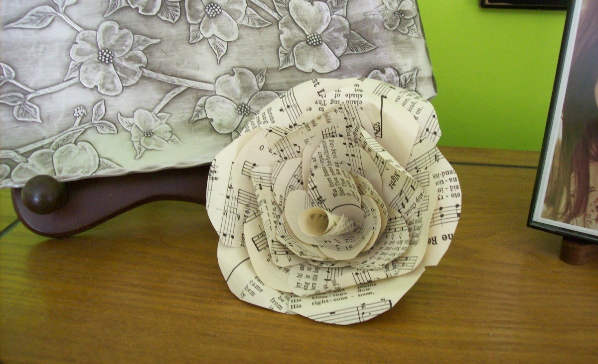 Making Paper Flowers From Old Books ThriftyFun