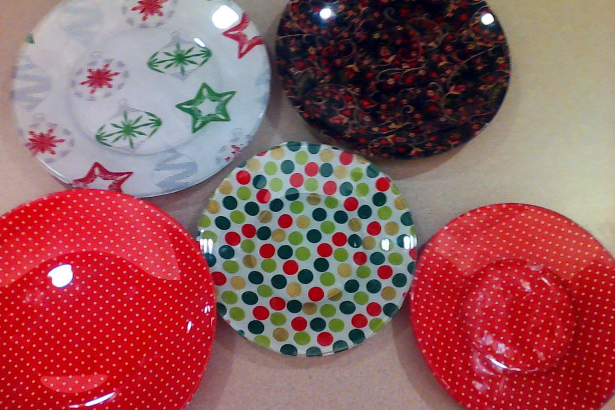 Decorative Decoupage Christmas Plates | ThriftyFun Decorative Decoupage Christmas Plates | ThriftyFun