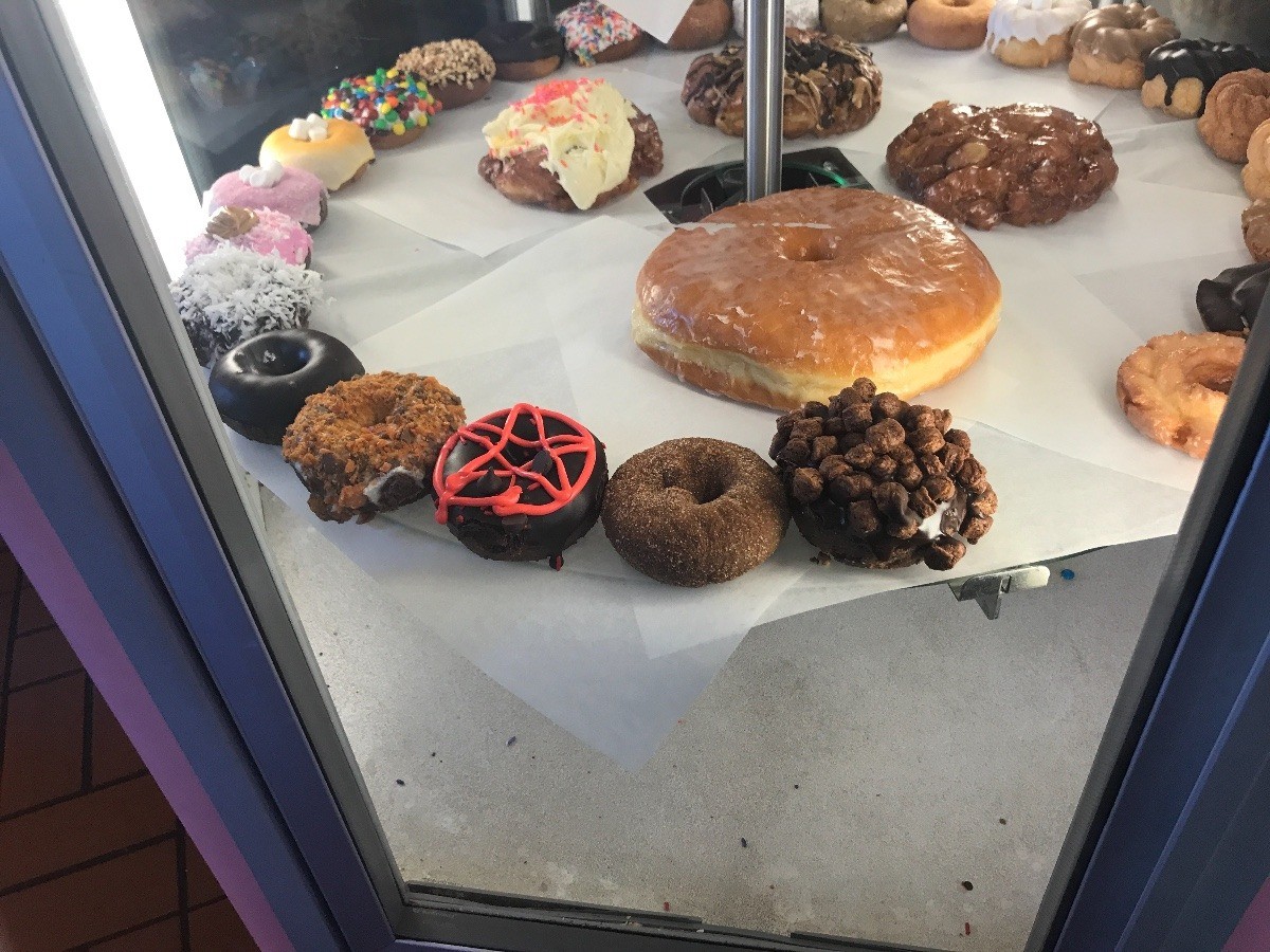 Visting Voodoo Doughnuts Portland Or Thriftyfun