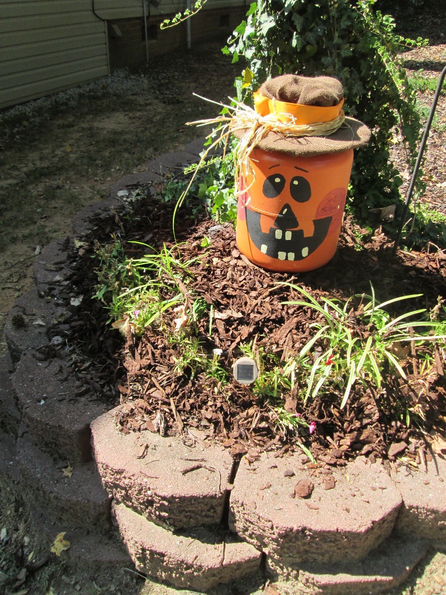 Repurposed Helium Tank Jack-o-Lantern | ThriftyFun