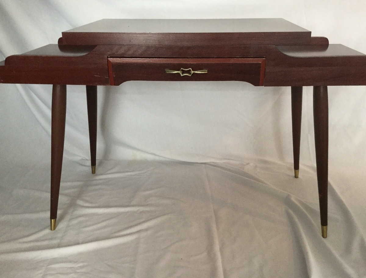 Identifying Era Dining Table