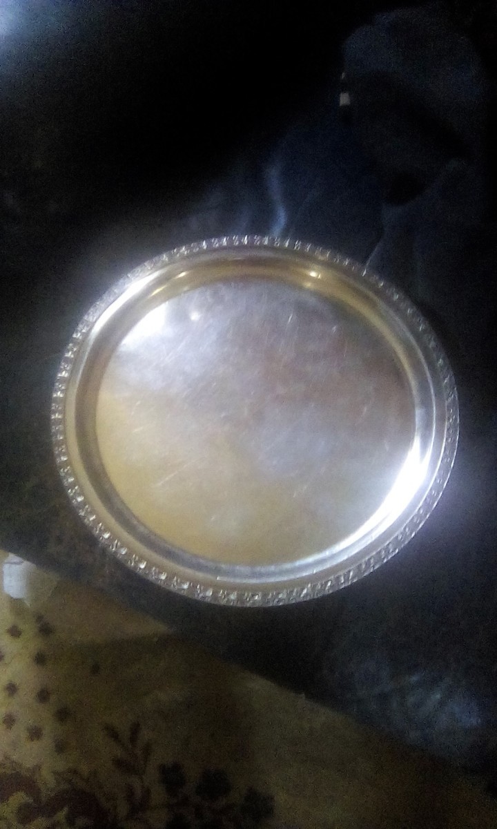 Determining the Value of a Heavy Silver Platter? | ThriftyFun
