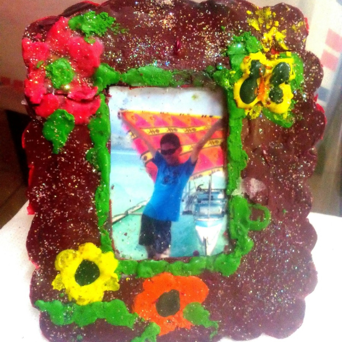 Melted Crayon Frame | ThriftyFun