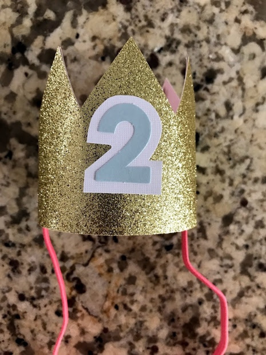 DIY Paper Birthday Crown | ThriftyFun