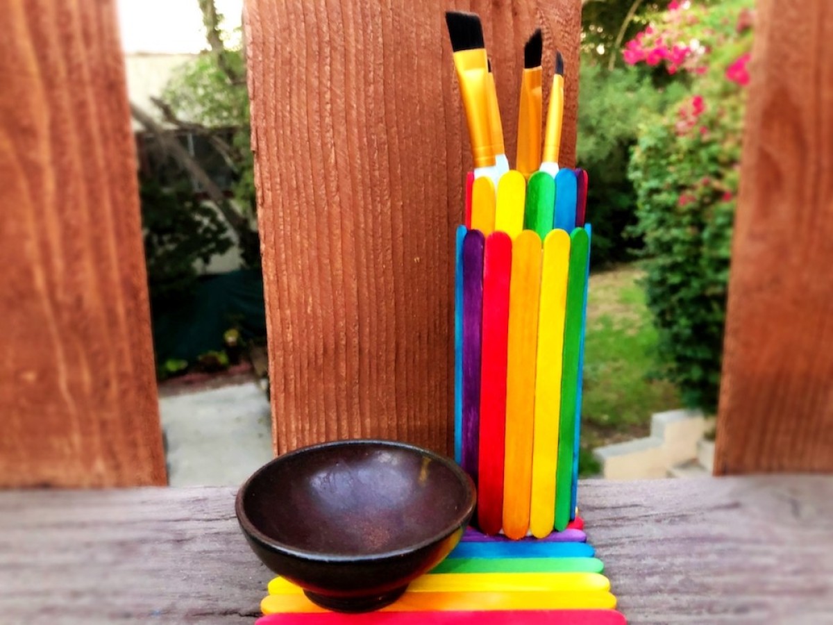 Popsicle Stick Desktop Organizer | ThriftyFun