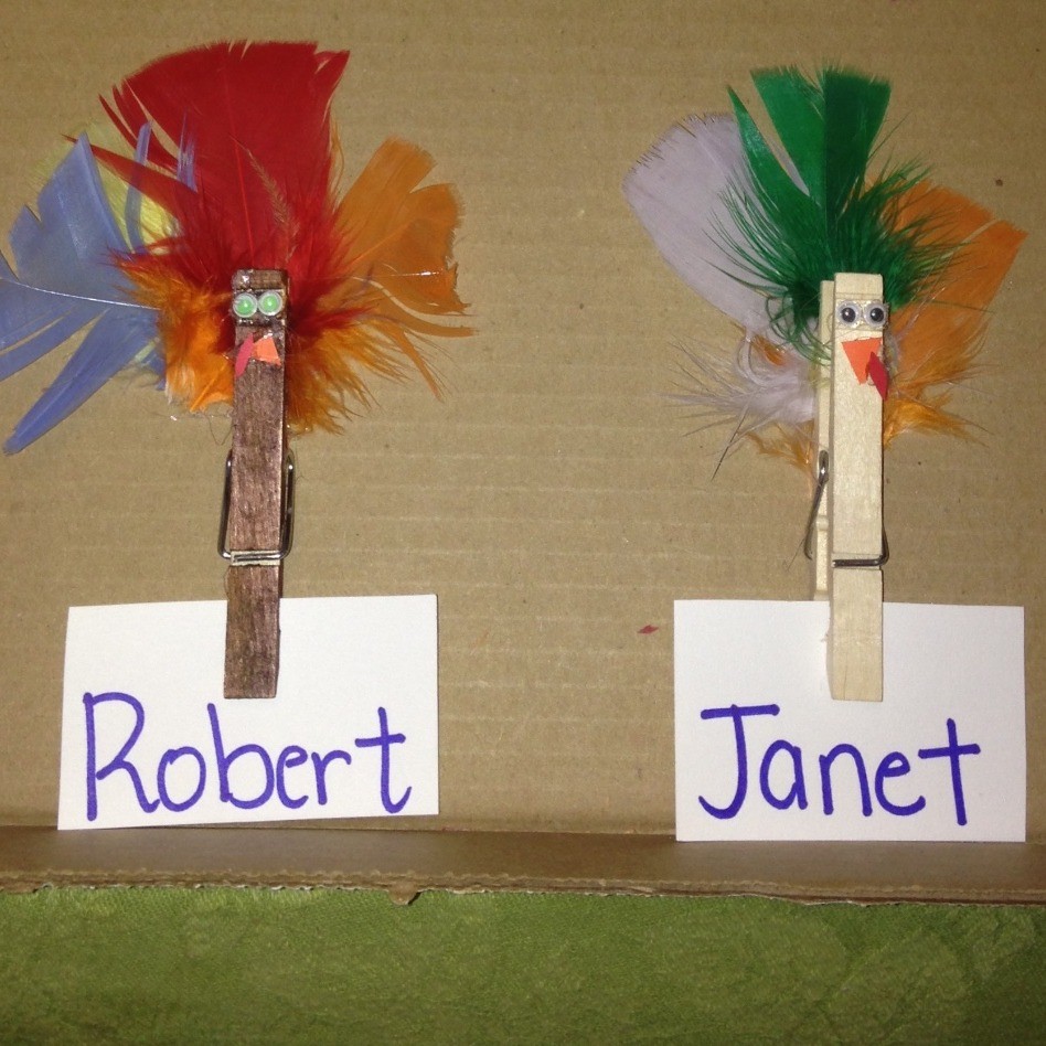 DIY Clothespin Turkey Magnets and Place Card Holders | ThriftyFun