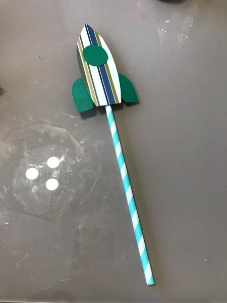 Making a Drinking Straw Space Rocket | ThriftyFun