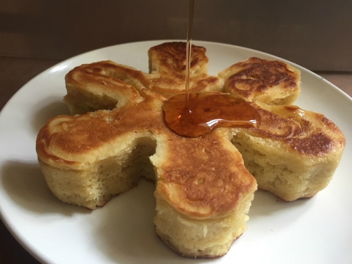 Japanese Style Puff Pancakes | ThriftyFun