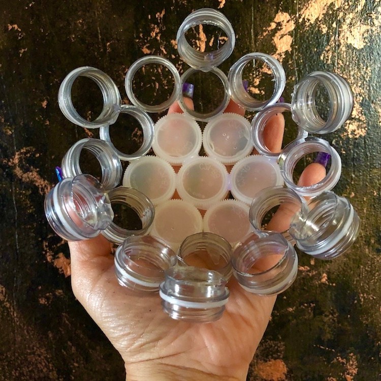 Making a Dish from Plastic Bottle Neck Rings | ThriftyFun