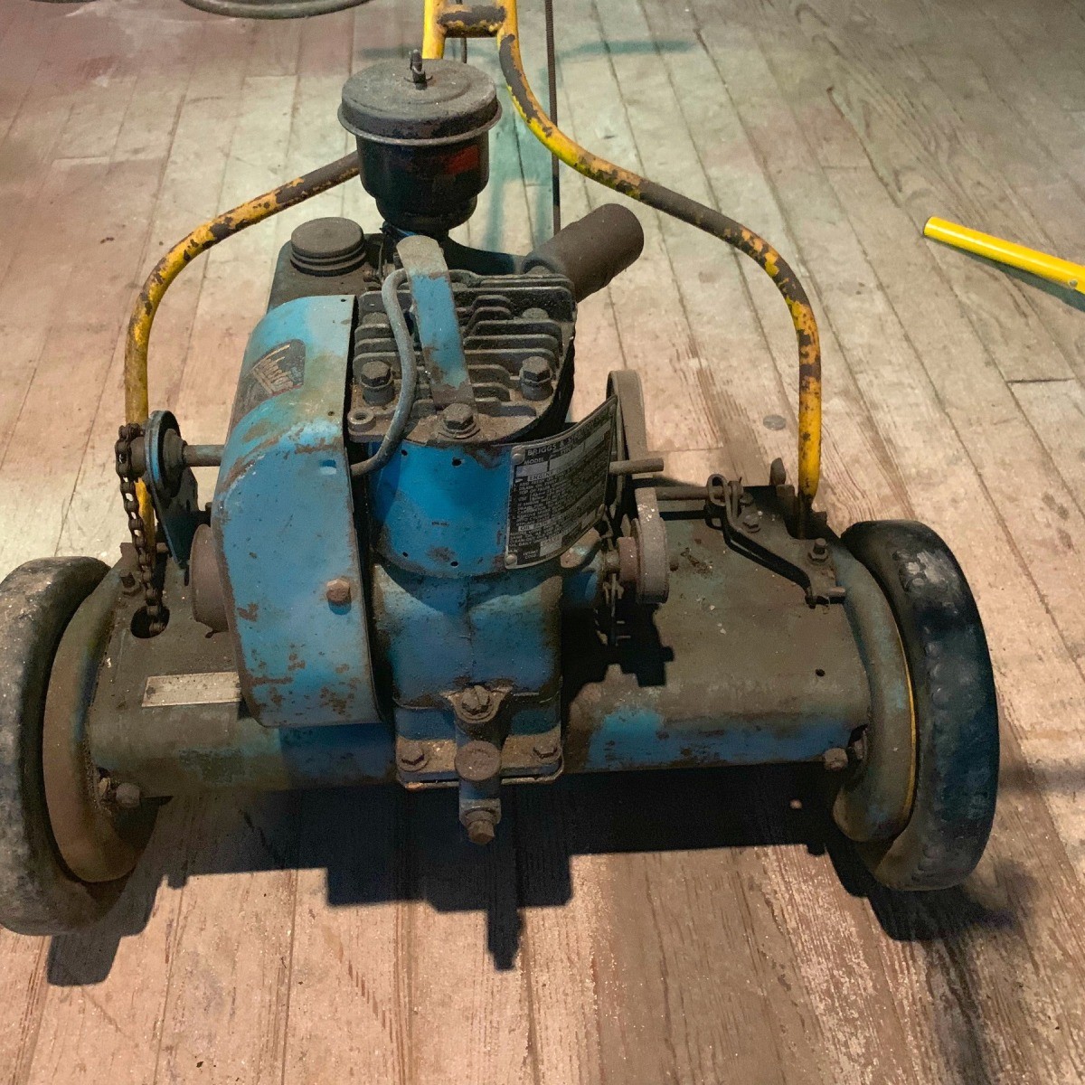 Value of an Antique Johnson Rotary Mower? | ThriftyFun