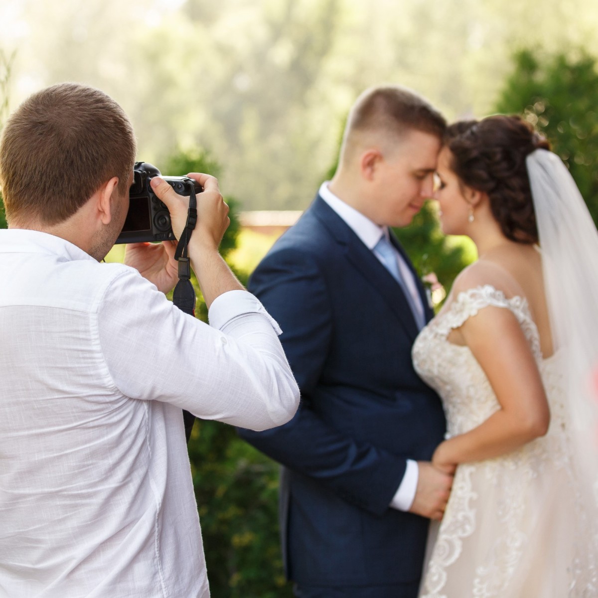 Hiring a Wedding Photographer | My Frugal Wedding