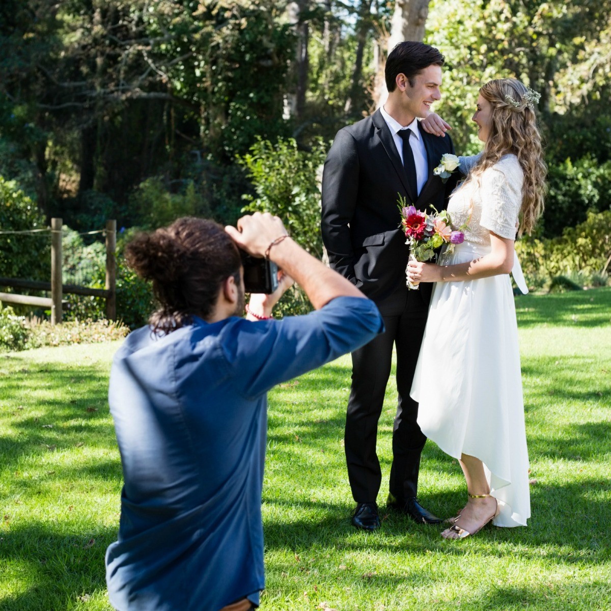 Hiring a Wedding Photographer | My Frugal Wedding