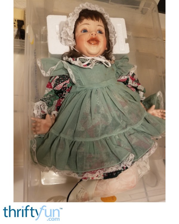Identifying a Porcelain Doll? | ThriftyFun