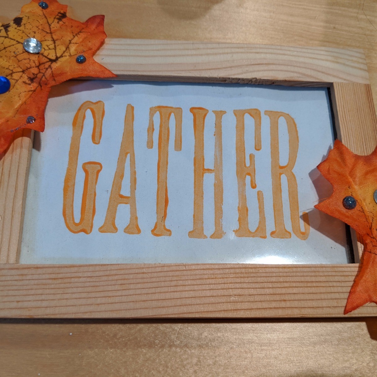 Making a Thanksgiving "Gather" Leaf Frame | ThriftyFun