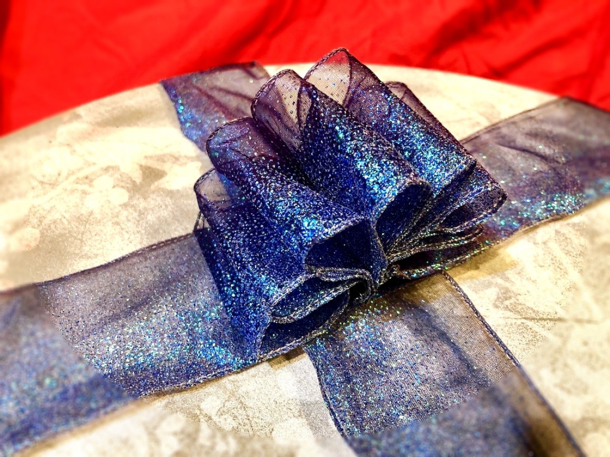 Beautiful Folded Ribbon Gift Topper | ThriftyFun