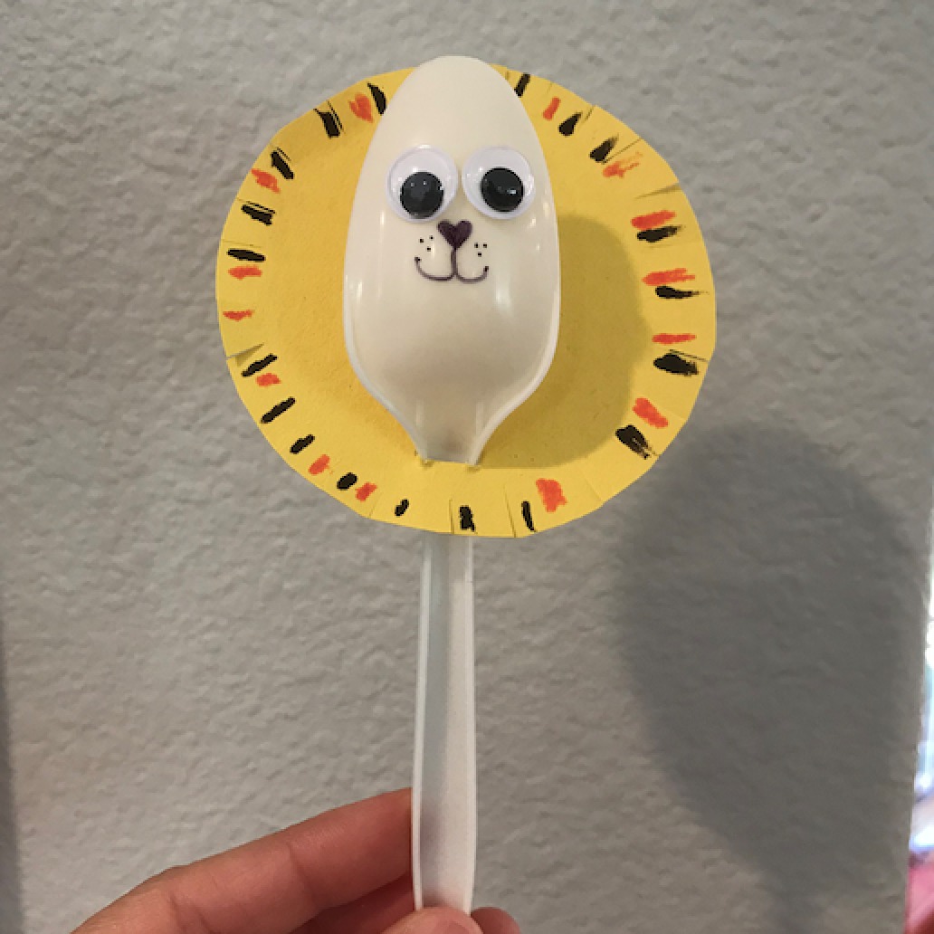 Making a Lion Spoon Puppet | ThriftyFun