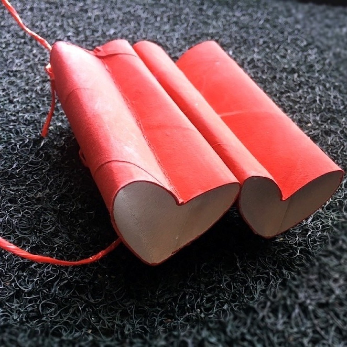 Heart-Shaped Toy Binoculars | ThriftyFun