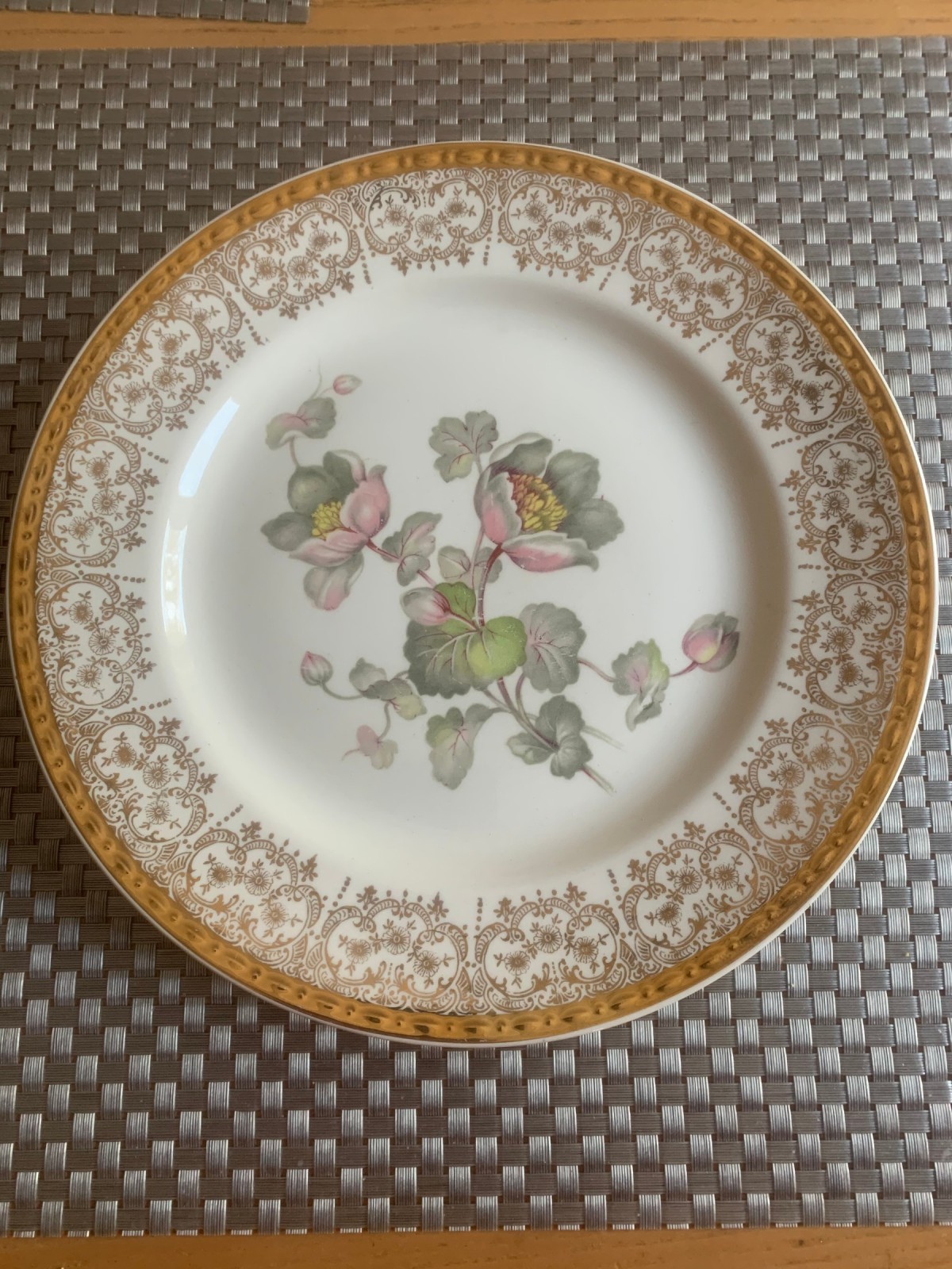 Value of Homer Laughlin Georgian Eggshell Dinnerware? | ThriftyFun