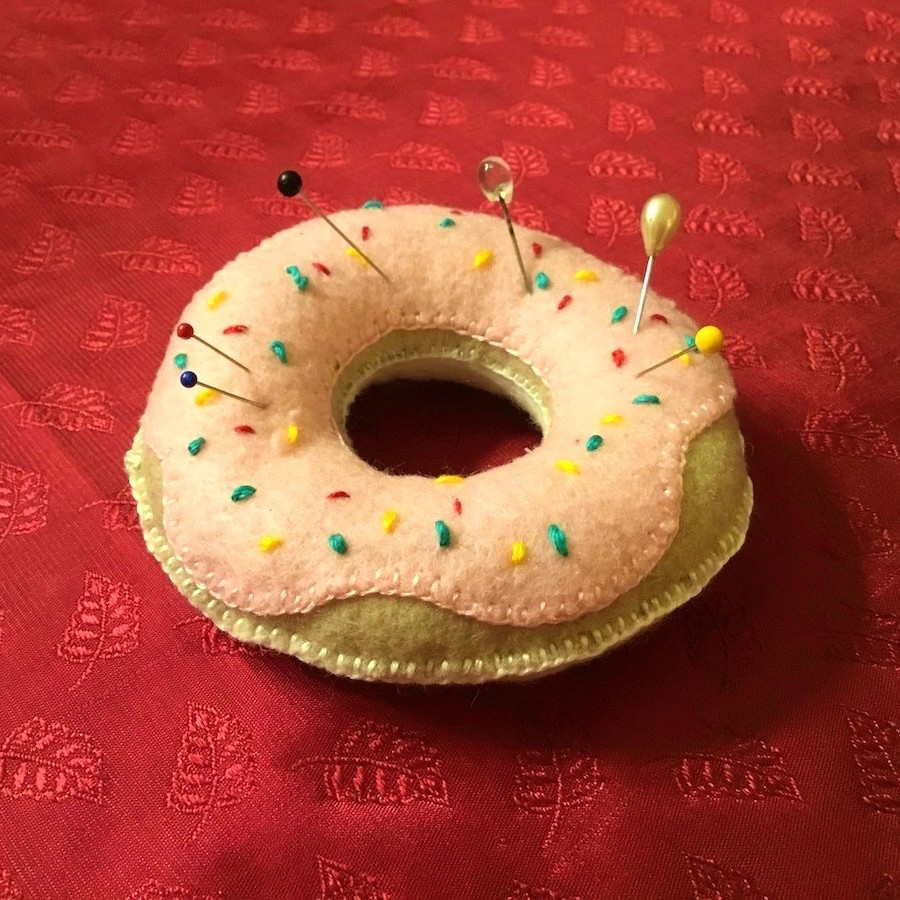 Making a Donut Pin Cushion | ThriftyFun