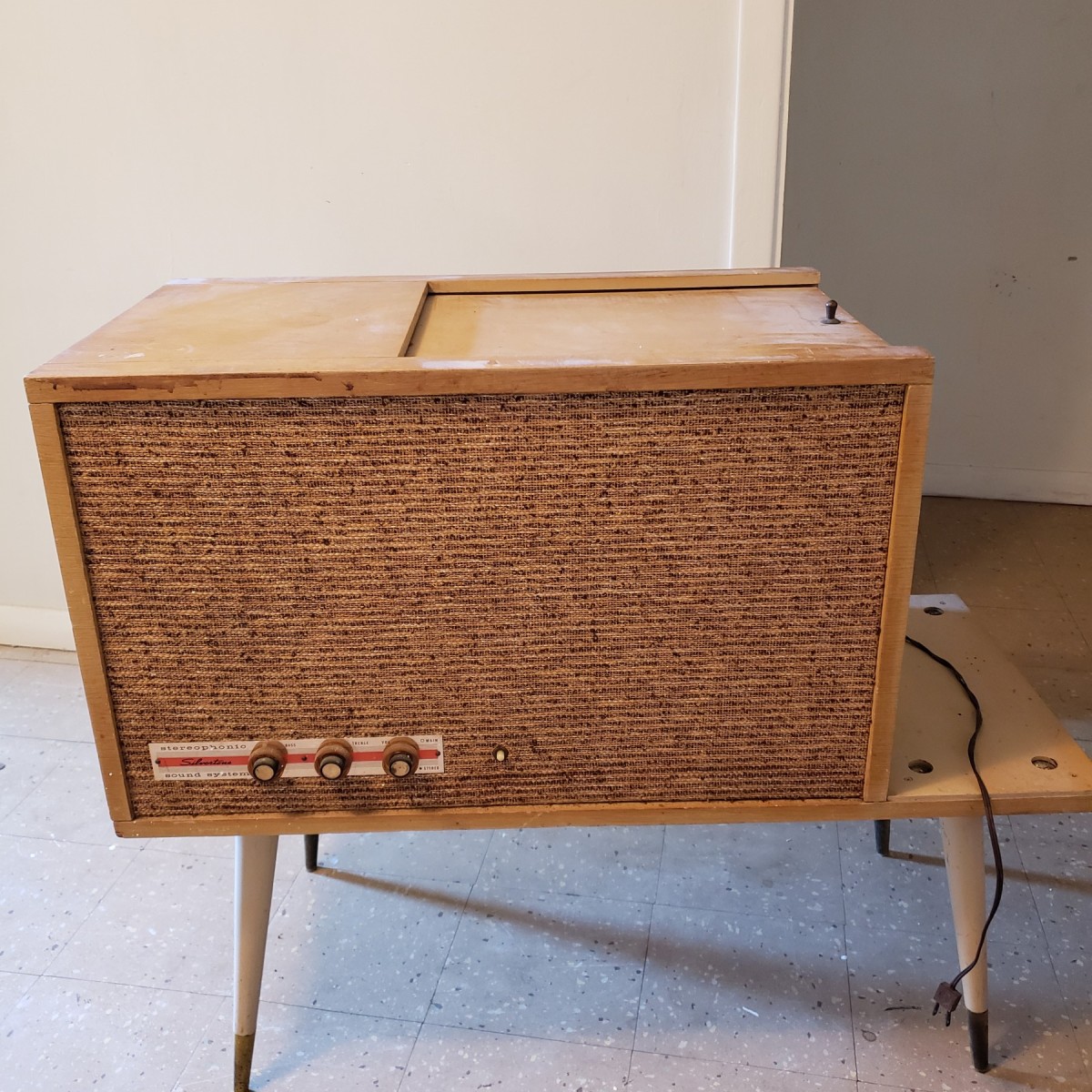 Value of a Sears Silvertone Stereo System? | ThriftyFun