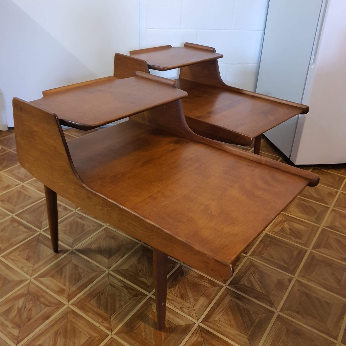 Value of Conant Ball Side Tables? | ThriftyFun