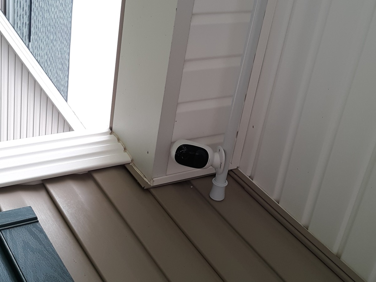 Hanging a Security Camera Without Damage | ThriftyFun