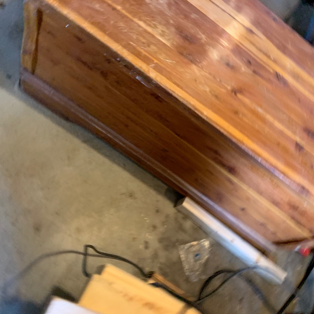 Age and Value of a Murphy Cedar Chest? | ThriftyFun