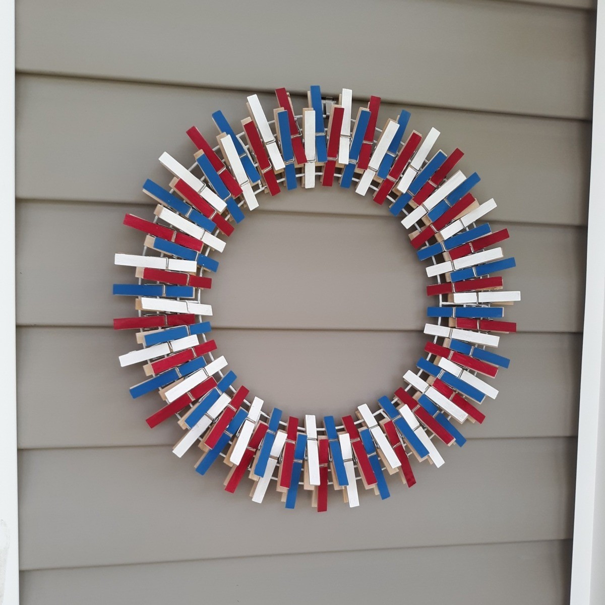 Seasonal Clothespin Wreaths | ThriftyFun