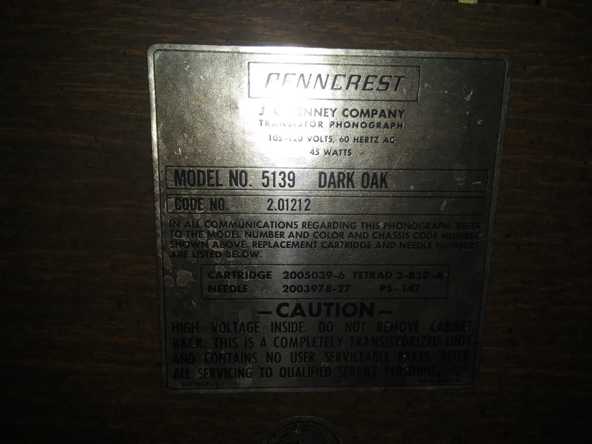 Information on Vintage Penncrest Console | ThriftyFun