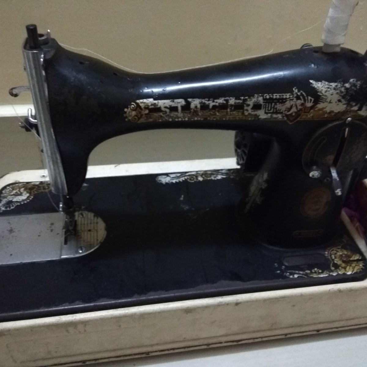 Information on Old Sewing Machine? | ThriftyFun