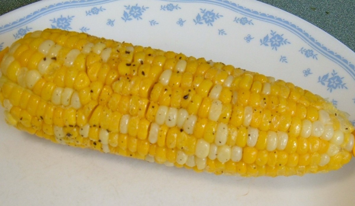 Microwave Corn on the Cob for One | ThriftyFun