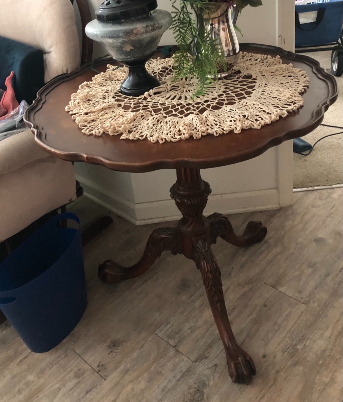 Information About Imperial Pie Table? | ThriftyFun