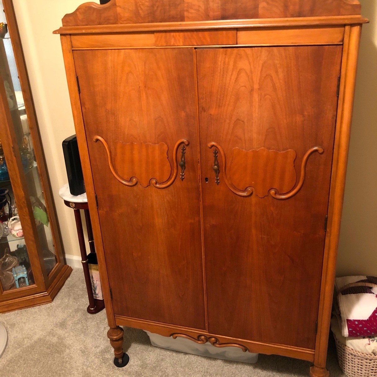 Value of Wardrobe? | ThriftyFun