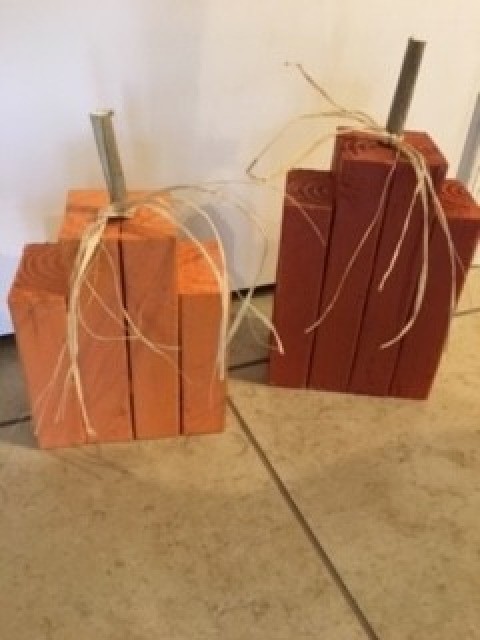 Scrap Wood Pumpkin | My Frugal Halloween